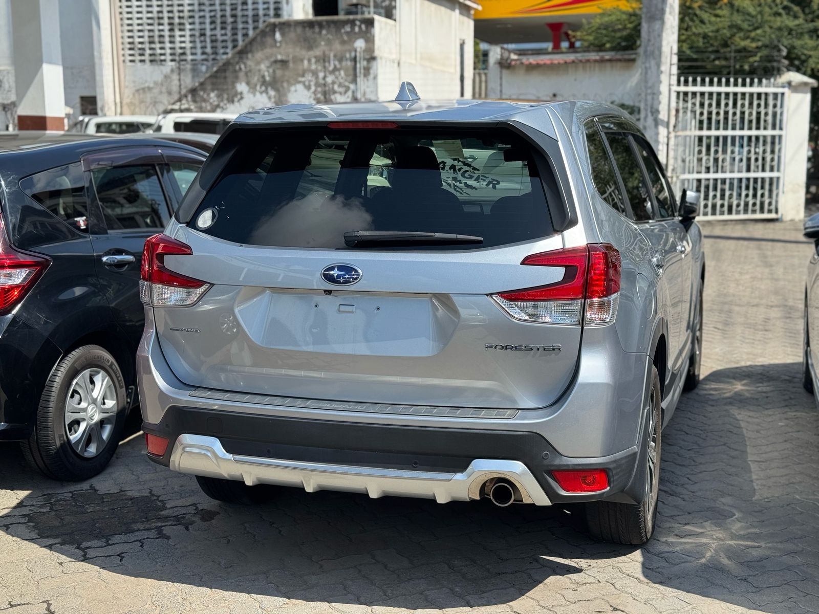 2018 SUBARU FORESTER NON TURBO 4WD - smart dream cars Mombasa