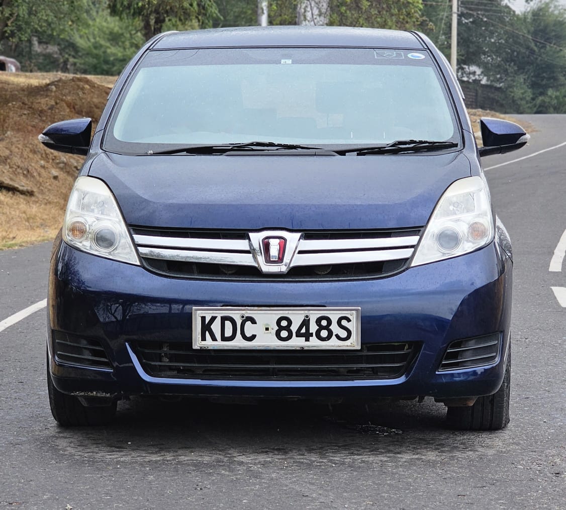 TOYOTA ISIS 2014 - smart dream cars Mombasa