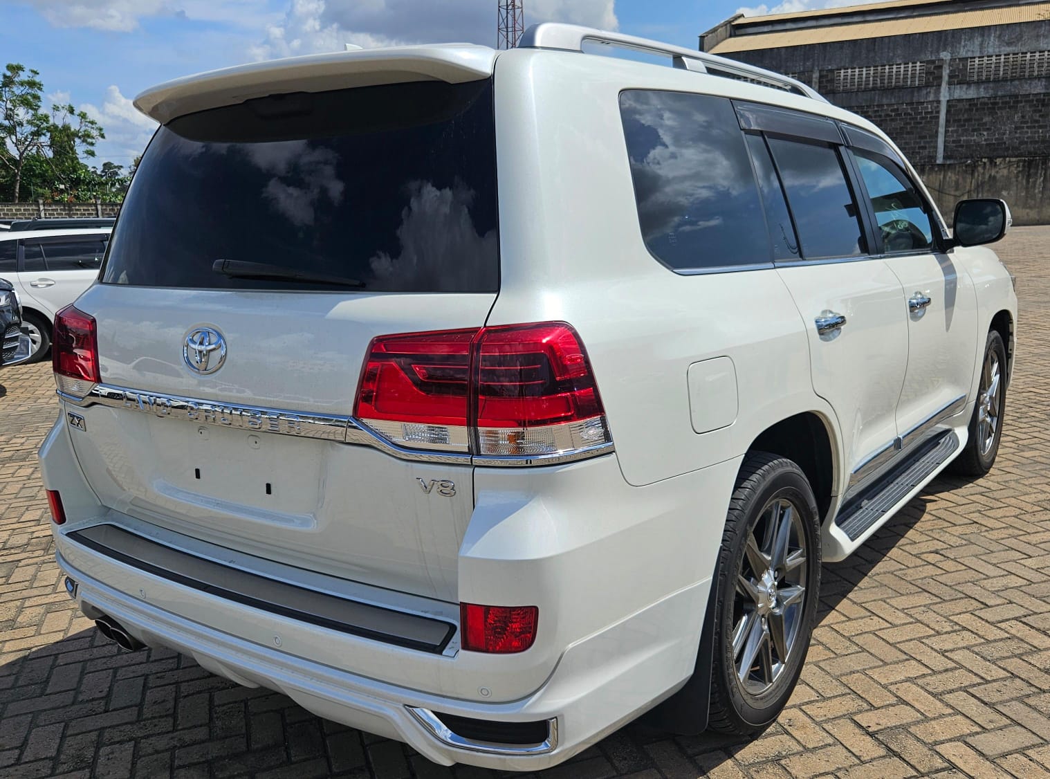 TOYOTA LAND CRUISER ZX - smart dream cars Mombasa