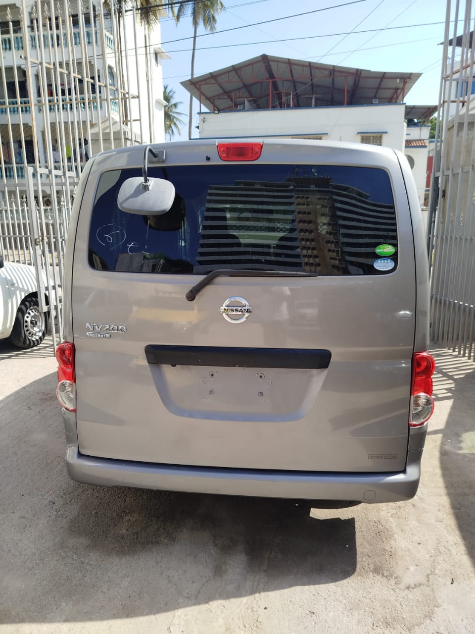 TOYOTA nv200 - smart dream cars Mombasa
