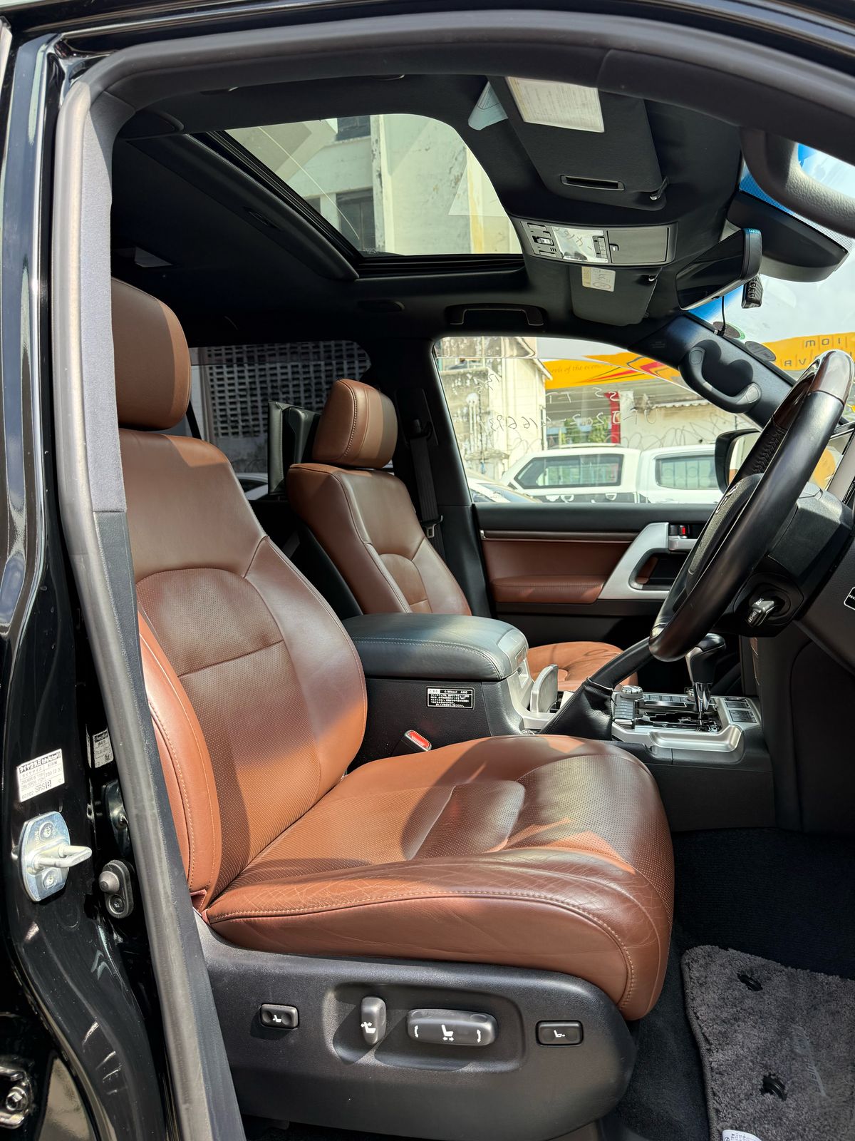 TOYOTA LAND CRUISER V8 ZX - smart dream cars Mombasa