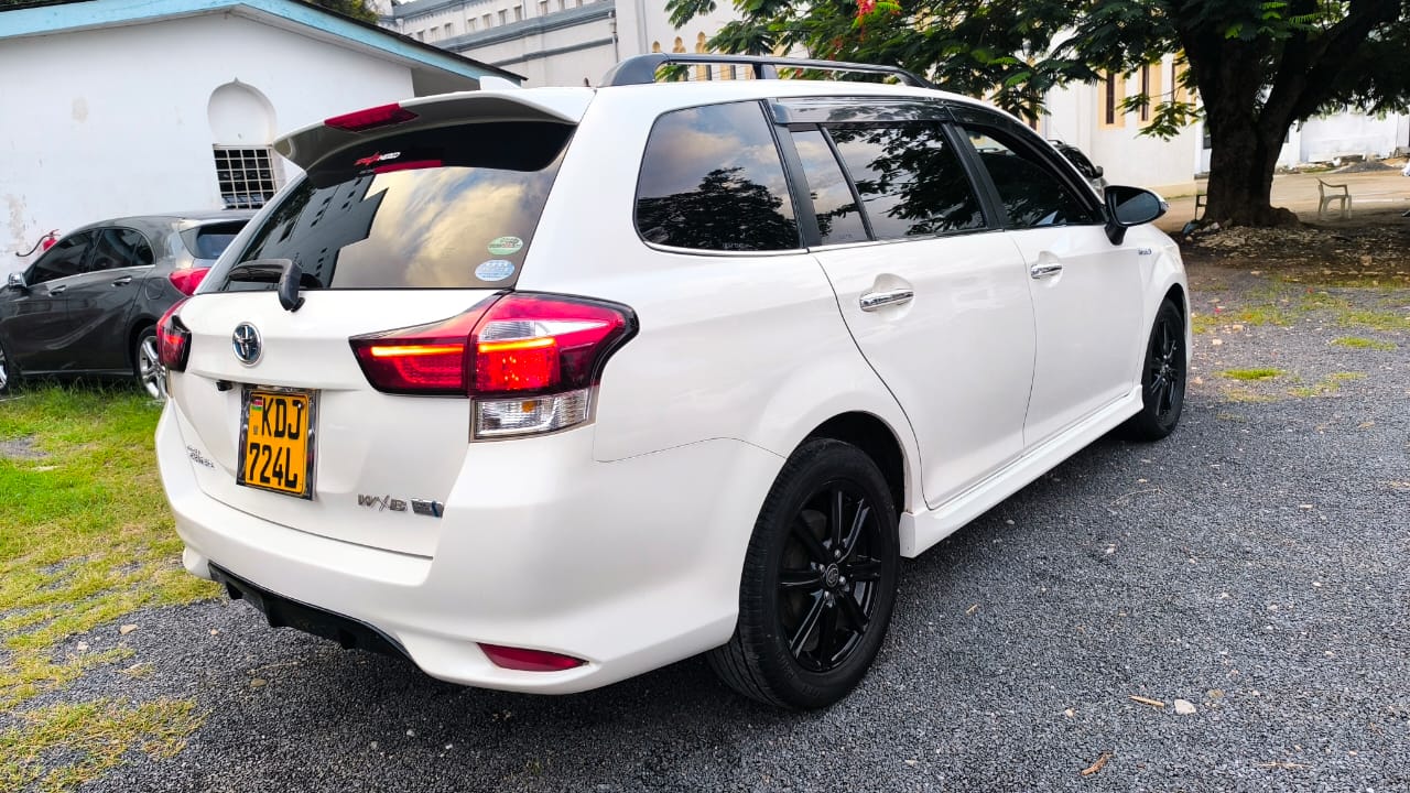 TOYOTA FIELDER WXB HYBRID - smart dream cars Mombasa
