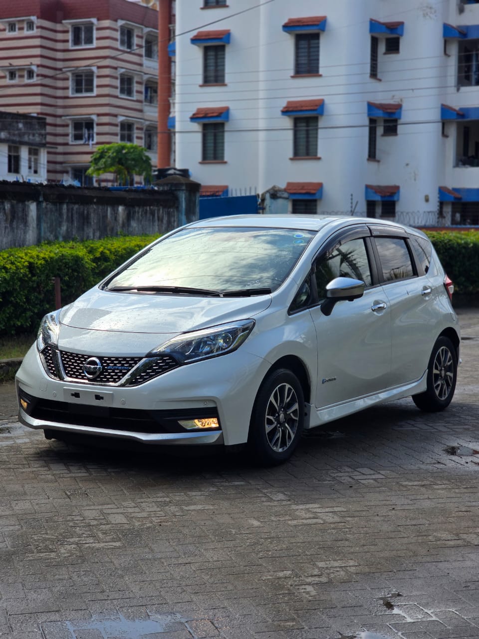 NISSAN NOTE E POWER - smart dream cars Mombasa