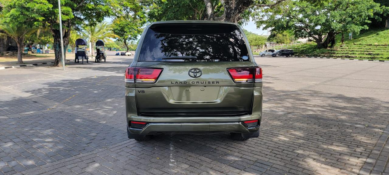 TOYOTA LANDCRUISER - smart dream cars Mombasa