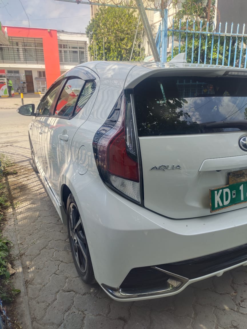 TOYOTA AQUA 2018 GR GRADE - smart dream cars Mombasa