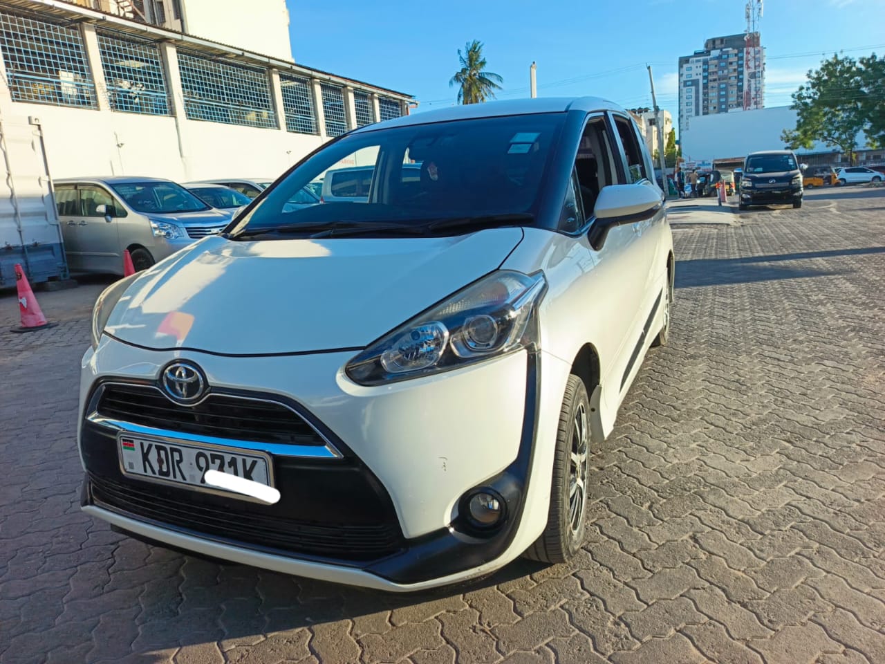 TOYOTA SIENTA KDR - smart dream cars Mombasa