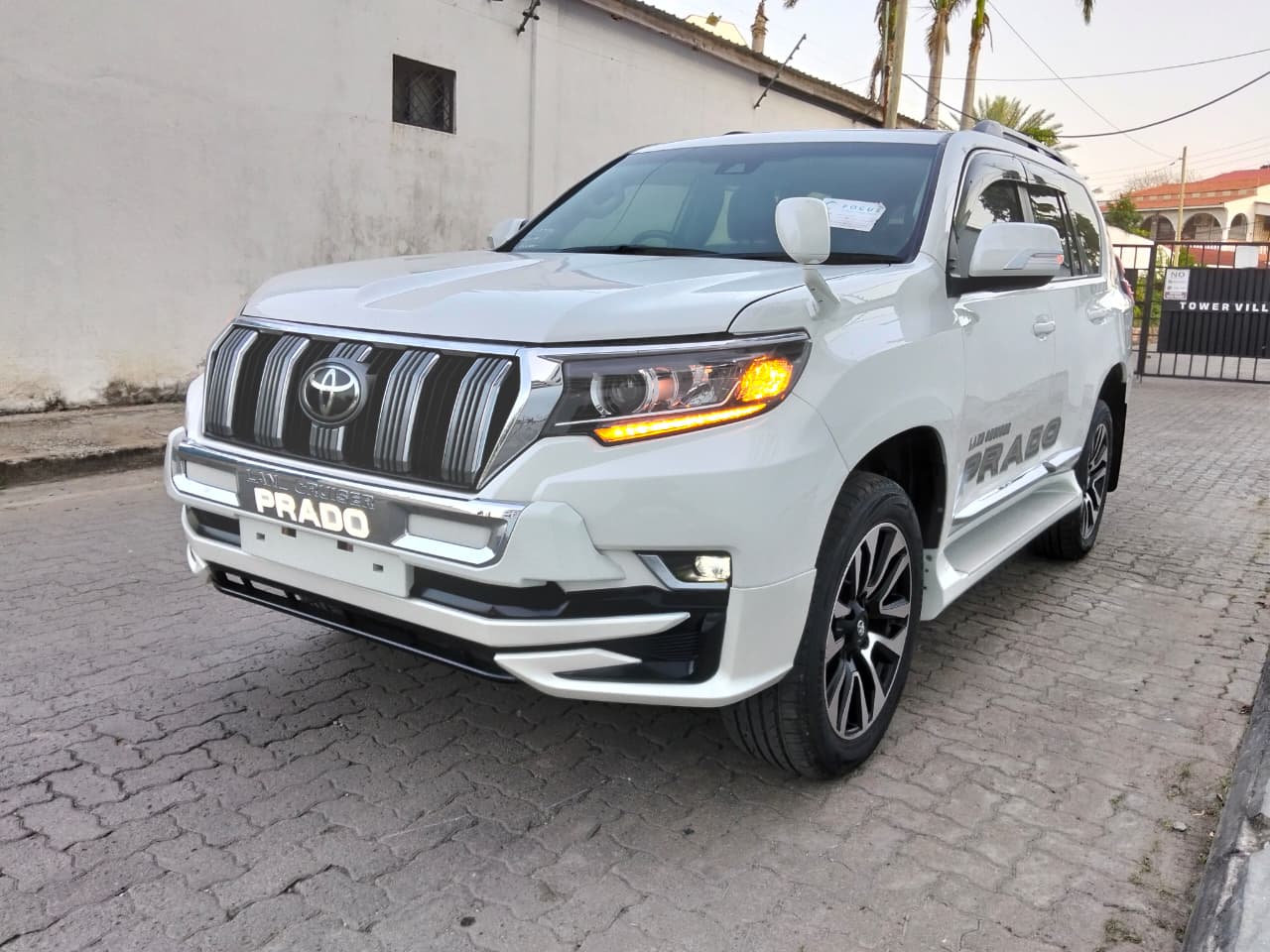 TOYOTA PRADO VXL 2018 - smart dream cars Mombasa