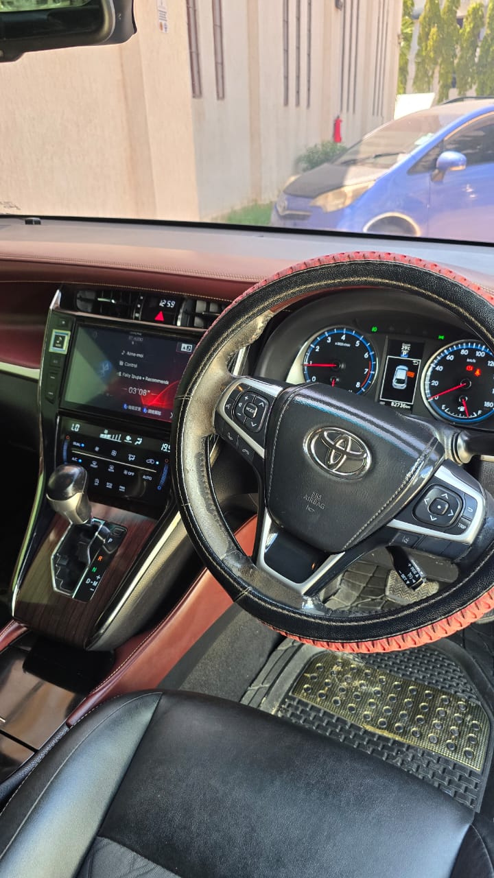 TOYOTA HARRIER PREMIUM GRADE 2015 - smart dream cars Mombasa