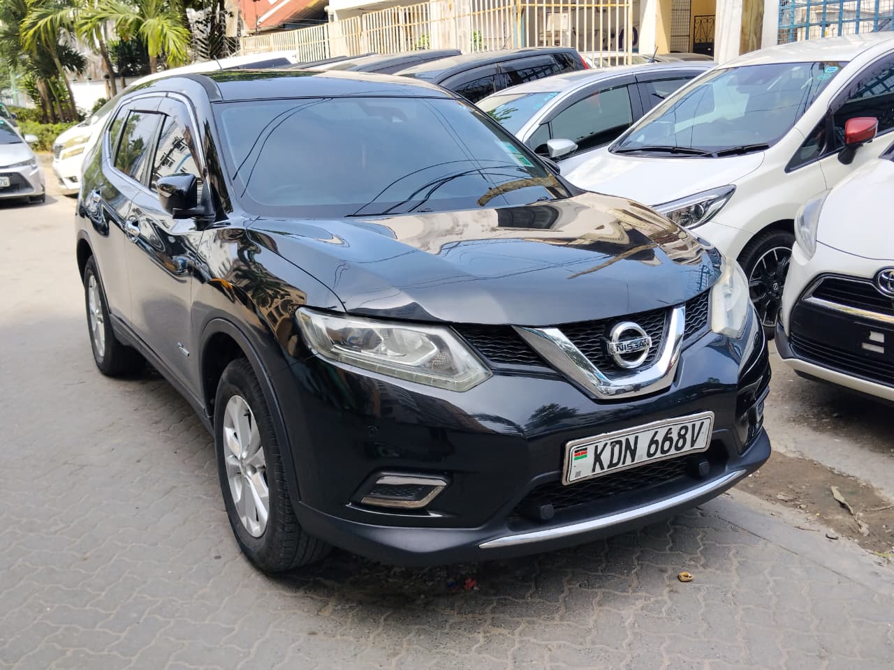 NISSAN X TRAIL 2015 - smart dream cars Mombasa